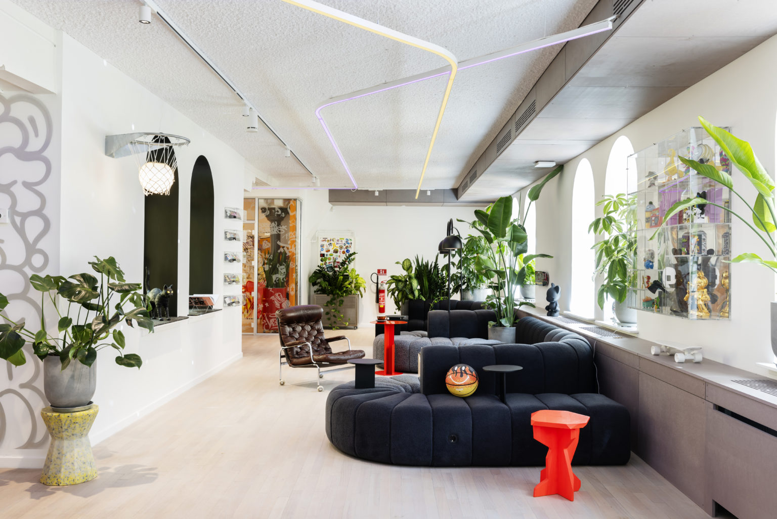 SYBO GAMES NEW HQ - Wallnut